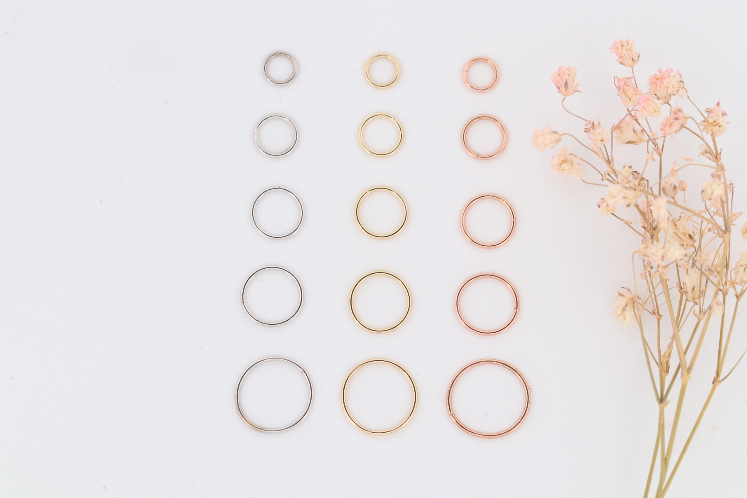 18g Plain Seam Ring – Amato Piercing